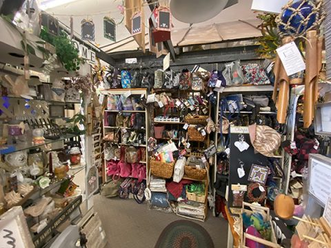 Home - Finders Keepers Village | Ohio's Craft and Antique Mall